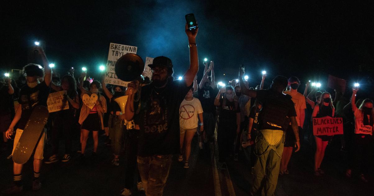 Die Antifa-Bewegung in den USA vor und nach Trump | Antifaschistisches ...