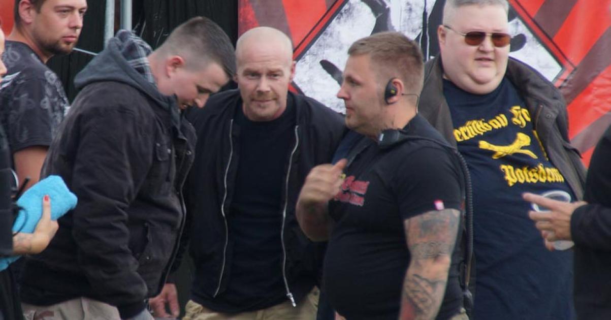 "Nationale Bewegung": Die Nicht-Aufklärung einer rechten Anschlagsserie ...